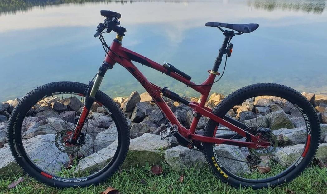 Polygon Siskiu D5 27.5 (M) - Full Suspension, Sports Equipment ...