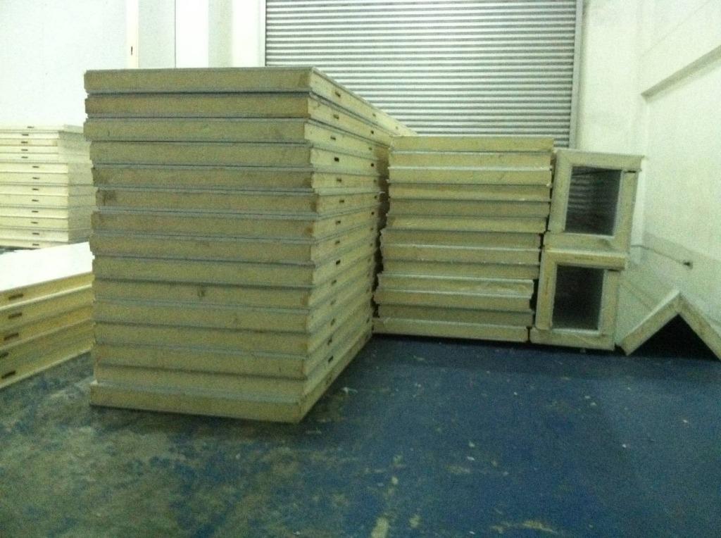 POLYURETHANE PANELS PLAIN/RIB, Furniture & Home Living, Home ...