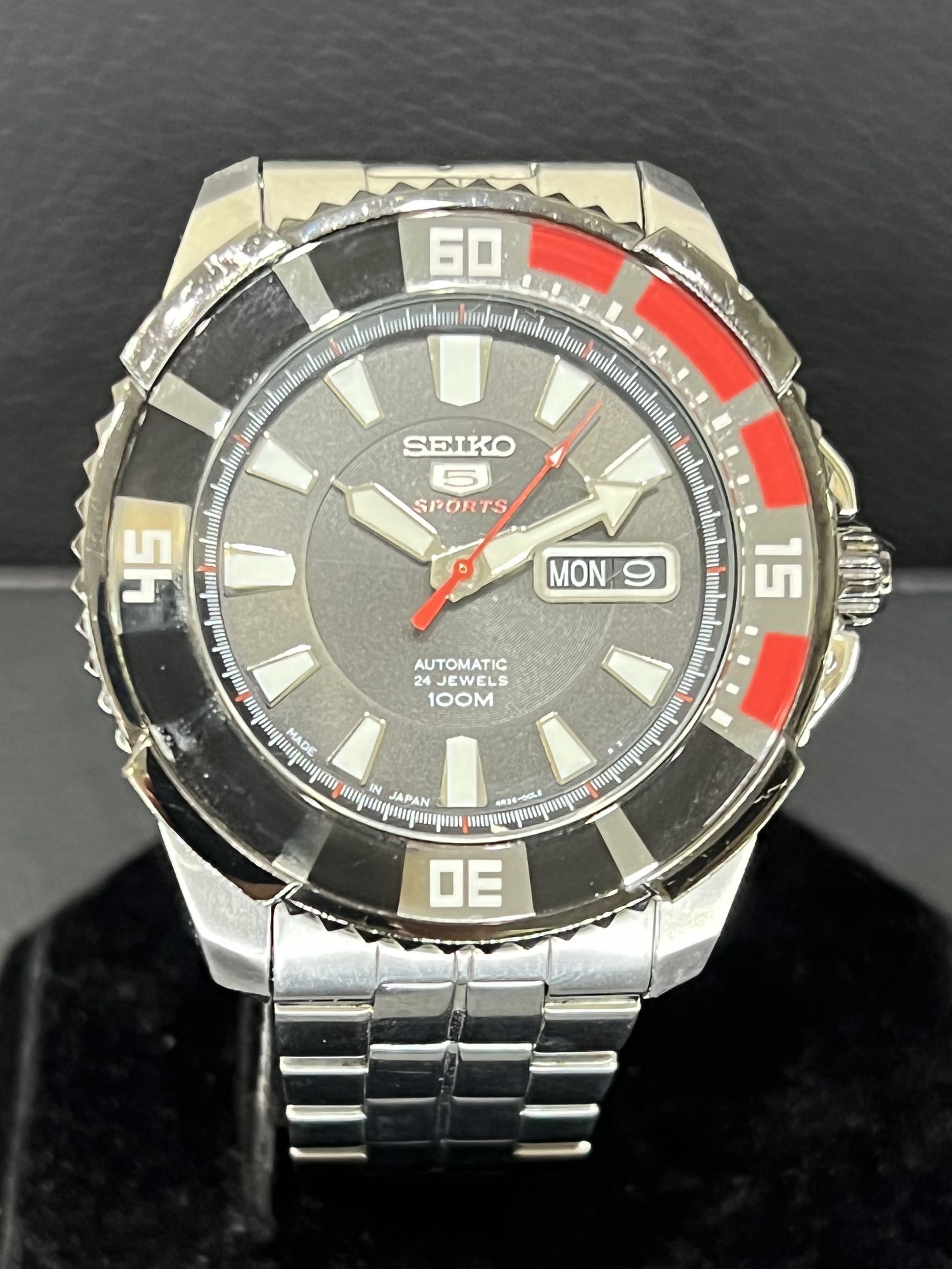 Seiko 5 Sports Automatic Watch, Men's Fashion, Watches & Accessories ...