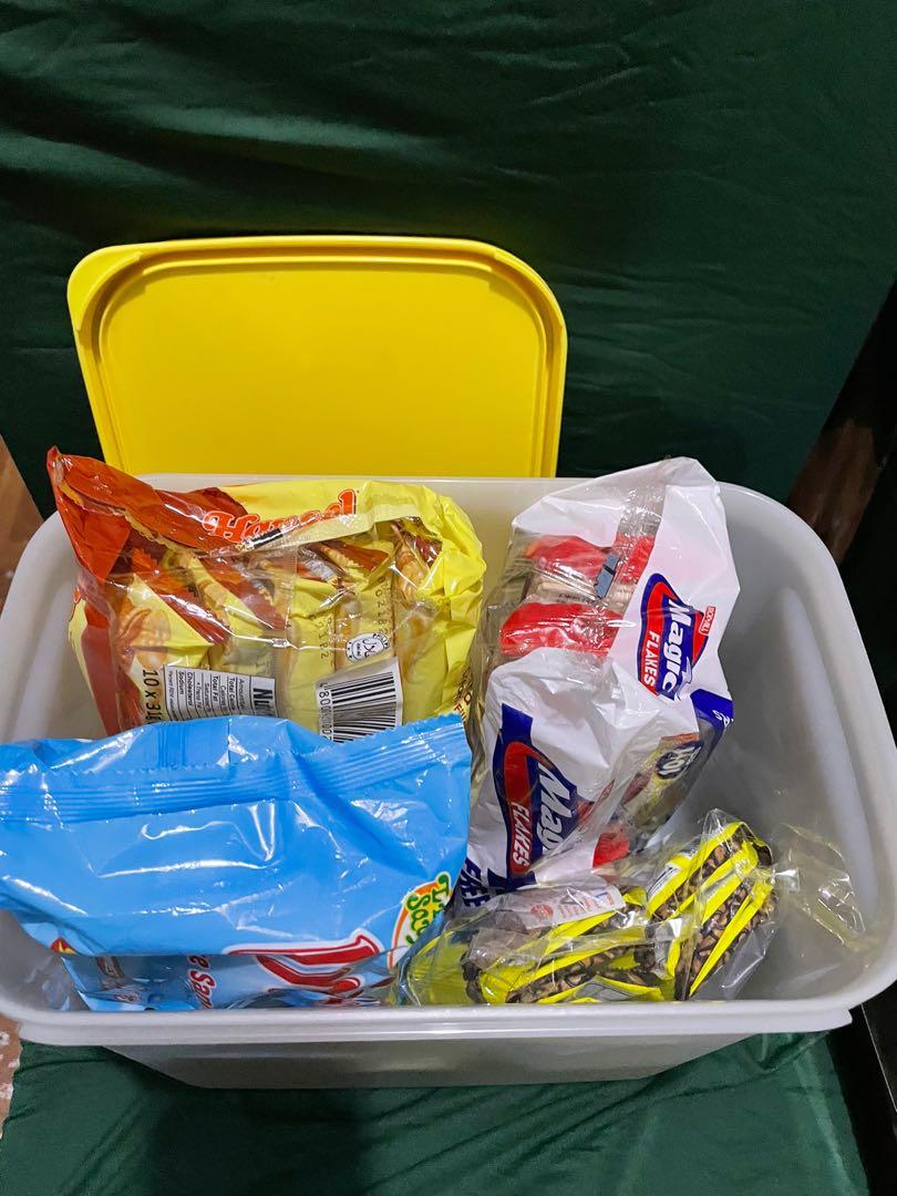 Tupperware Pack A lot, Everything Else, Others on Carousell