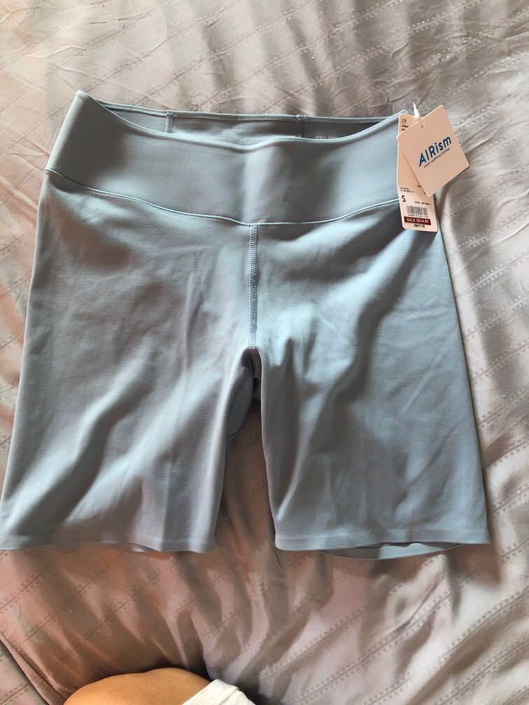 Uniqlo Airism bike shorts, Women's Fashion, Activewear on Carousell