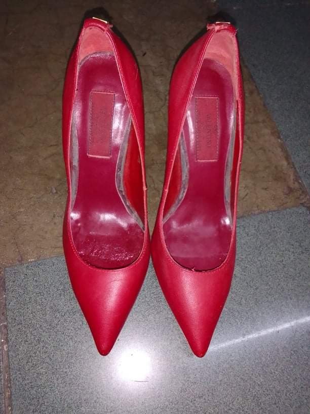 Valentino All Red Pointed Pumps, Women's Fashion, Footwear, Heels on ...