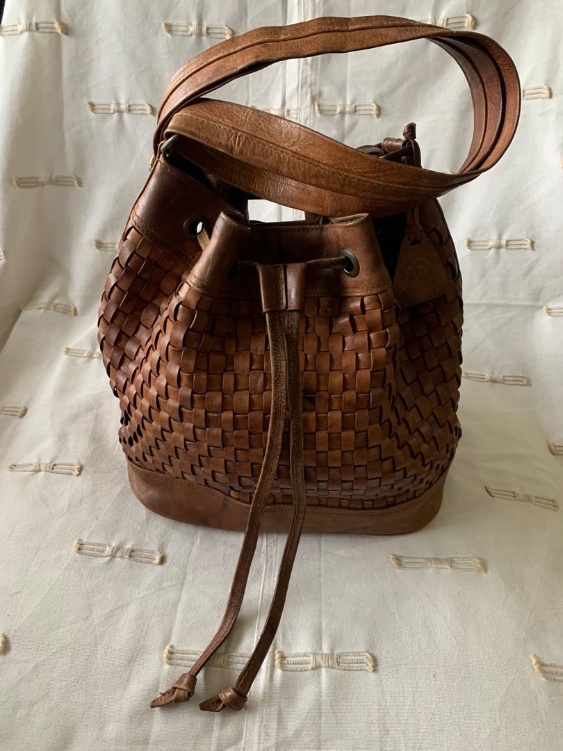 Vedasto Bucket Bag, Luxury, Bags & Wallets on Carousell