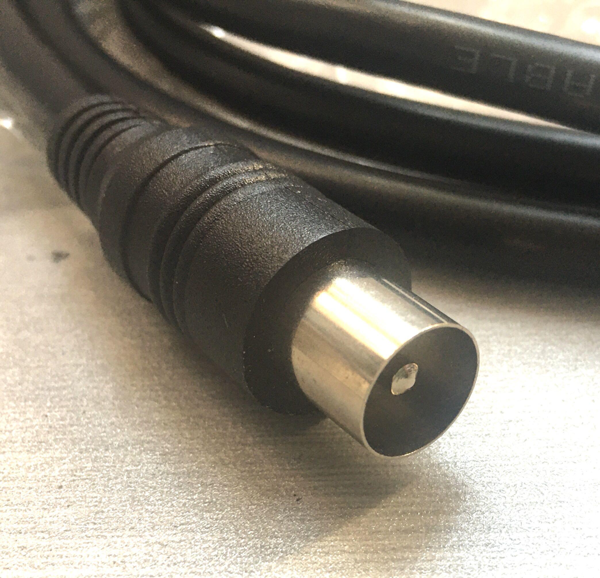 全新 4尺 RG-57 75-ohm coaxial TV cable 電視線, 電視及其他電器 , 電視 & 其他電器, 電視 ...