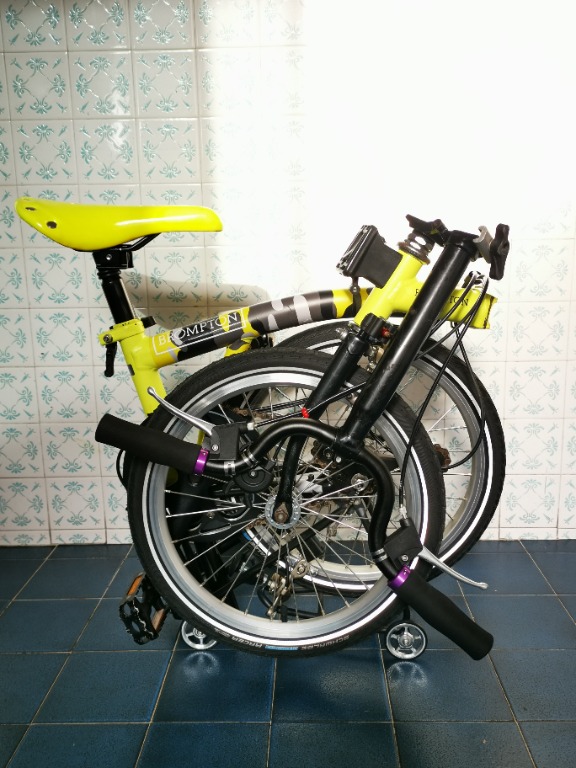 Brompton Yellow Black Edition M3R 2008, Sports Equipment, Bicycles ...