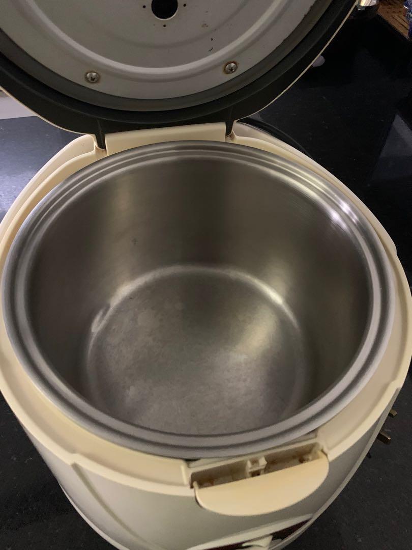Buffalo rice cooker, TV & Home Appliances, Kitchen Appliances, Cookers ...