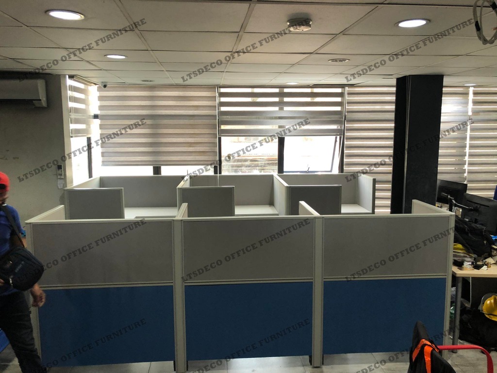 CALL CENTER TABLE OFFICE PARTITIONS, Furniture & Home Living, Office ...