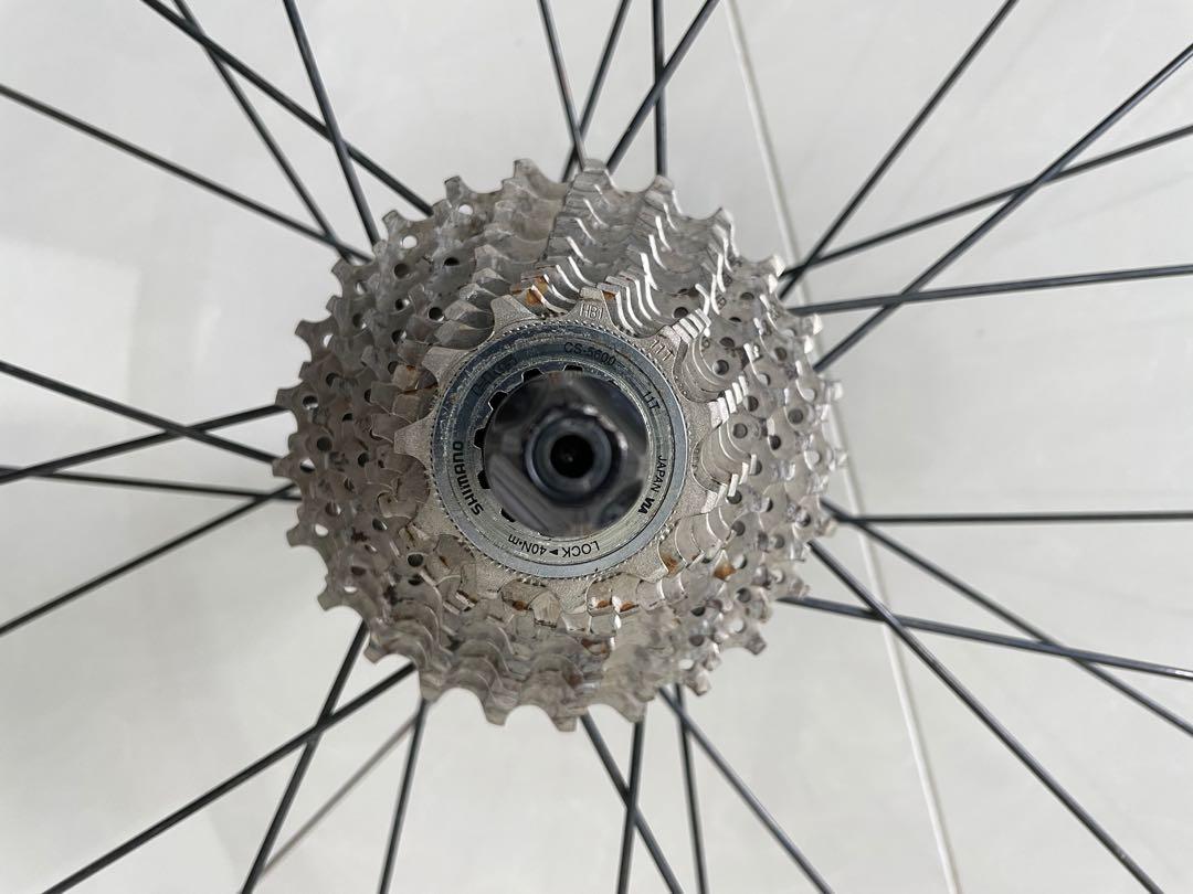 DT Swiss R1900 Clincher wheelset, Sports Equipment, Bicycles & Parts ...