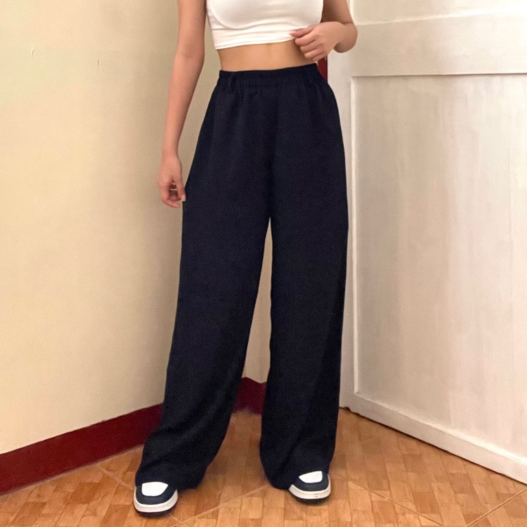 Garterized navy blue trousers korean inspired, Women's Fashion, Bottoms ...