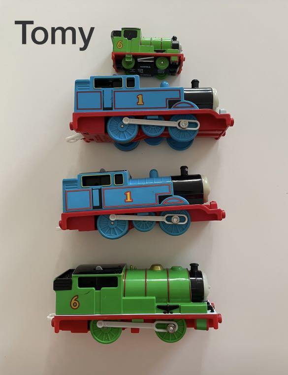 Mattel Thomas train tracks wellsworth station + trains, Hobbies & Toys ...