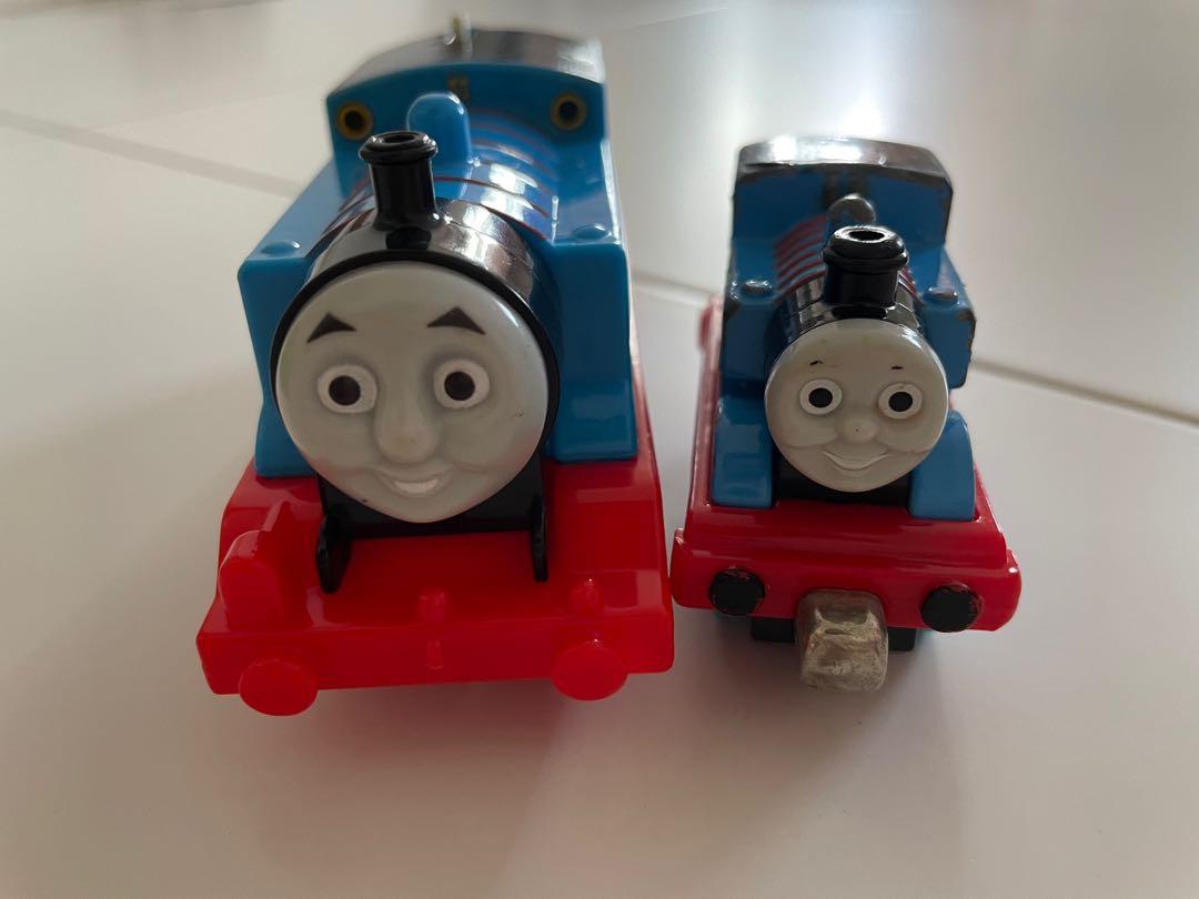 Mattel Thomas train tracks wellsworth station + trains, Hobbies & Toys ...