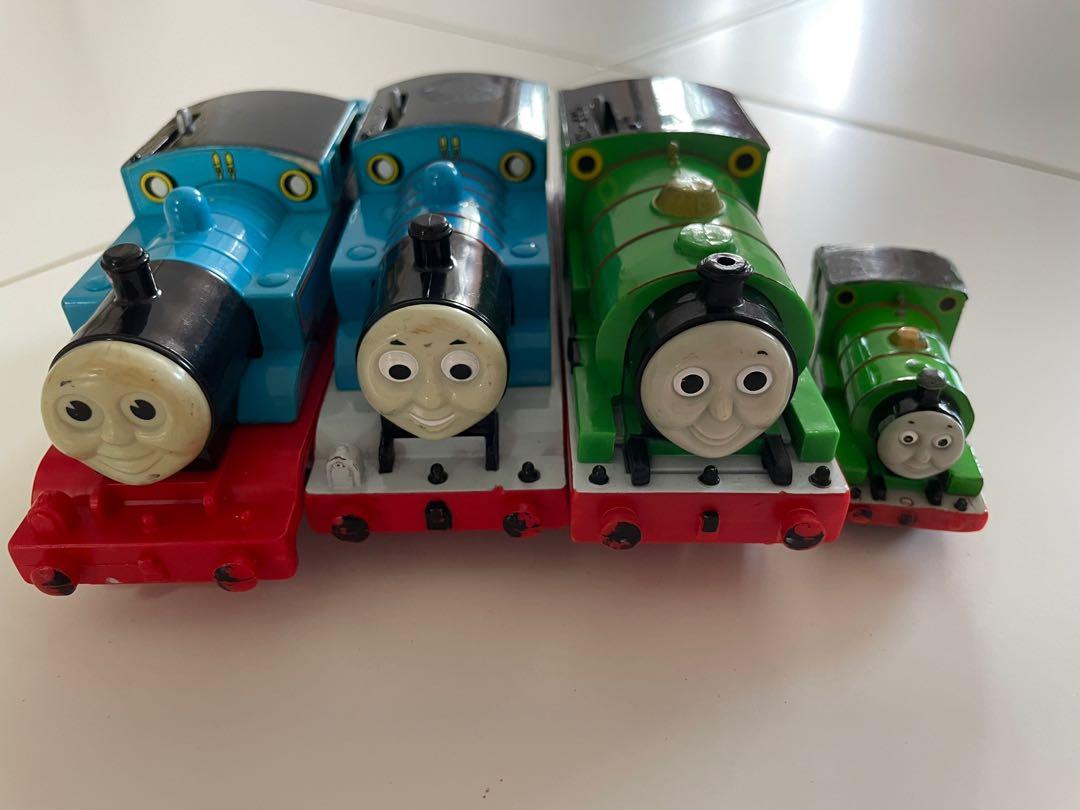 Mattel Thomas train tracks wellsworth station + trains, Hobbies & Toys ...