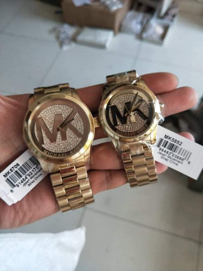 Michael kors big and small watch, Women's Fashion, Watches ...