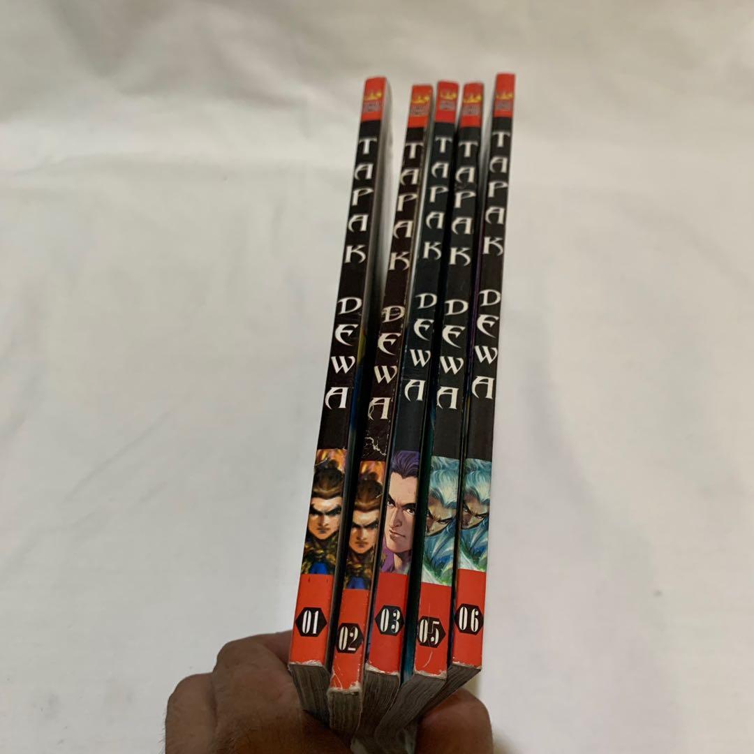 Paket komik tapak dewa No 1-6 Minus No 4, Buku & Alat Tulis, Komik dan ...