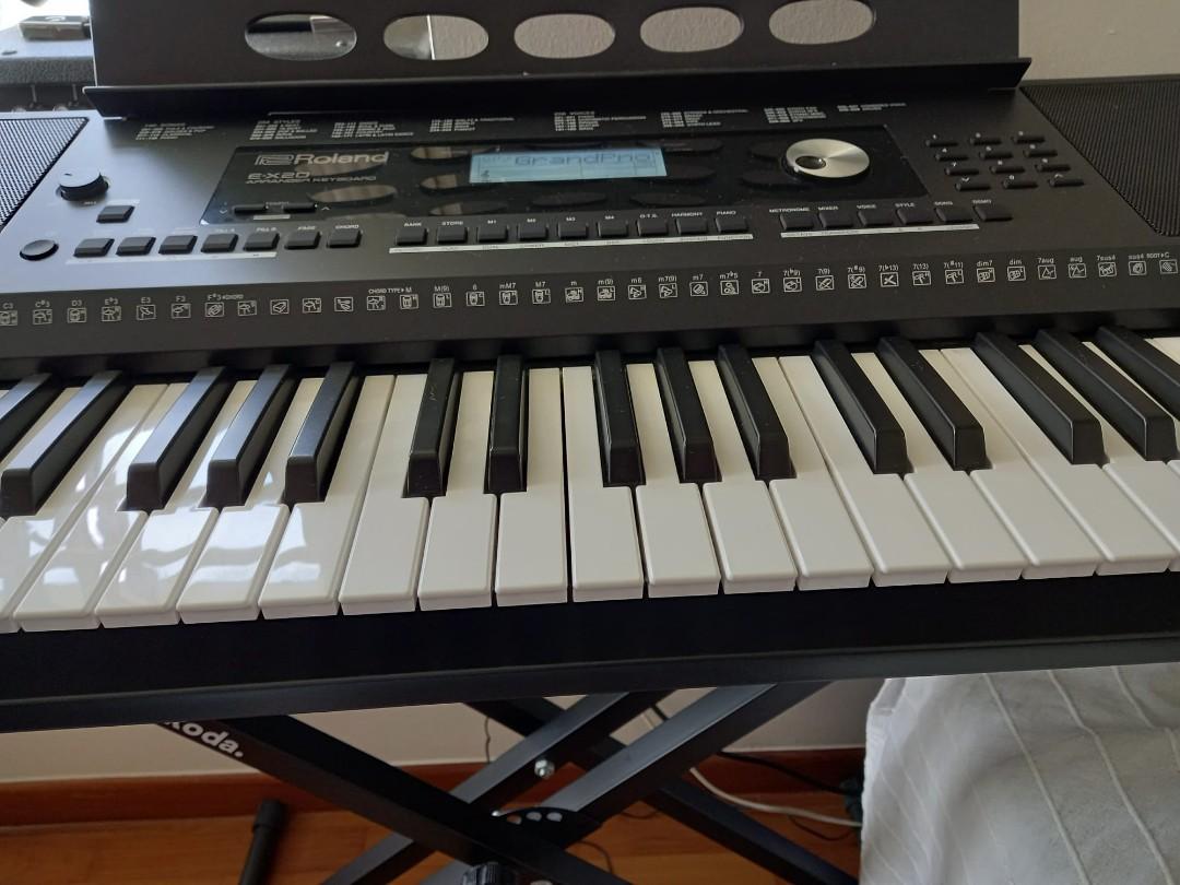 Roland E-X20 Arranger Keyboard, come up with stand, Hobbies & Toys ...