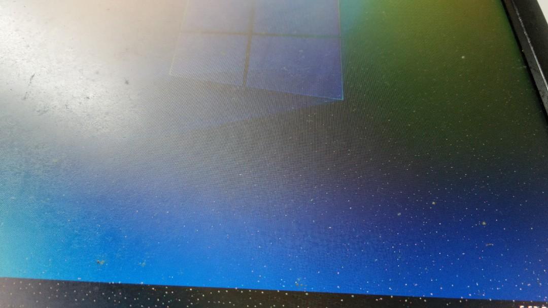 Samsung 19" monitor with defect, Computers & Tech, Parts & Accessories ...