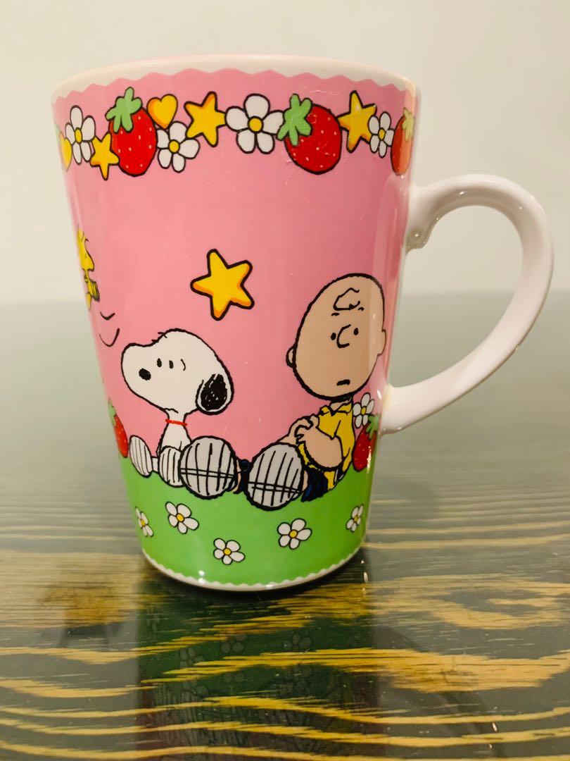 Universal Studios Japan Peanuts Snoopy and Friends Pink Mug, Furniture ...