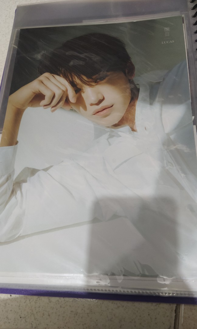 WayV Lucas SG 2021, Hobbies & Toys, Memorabilia & Collectibles, K-Wave ...