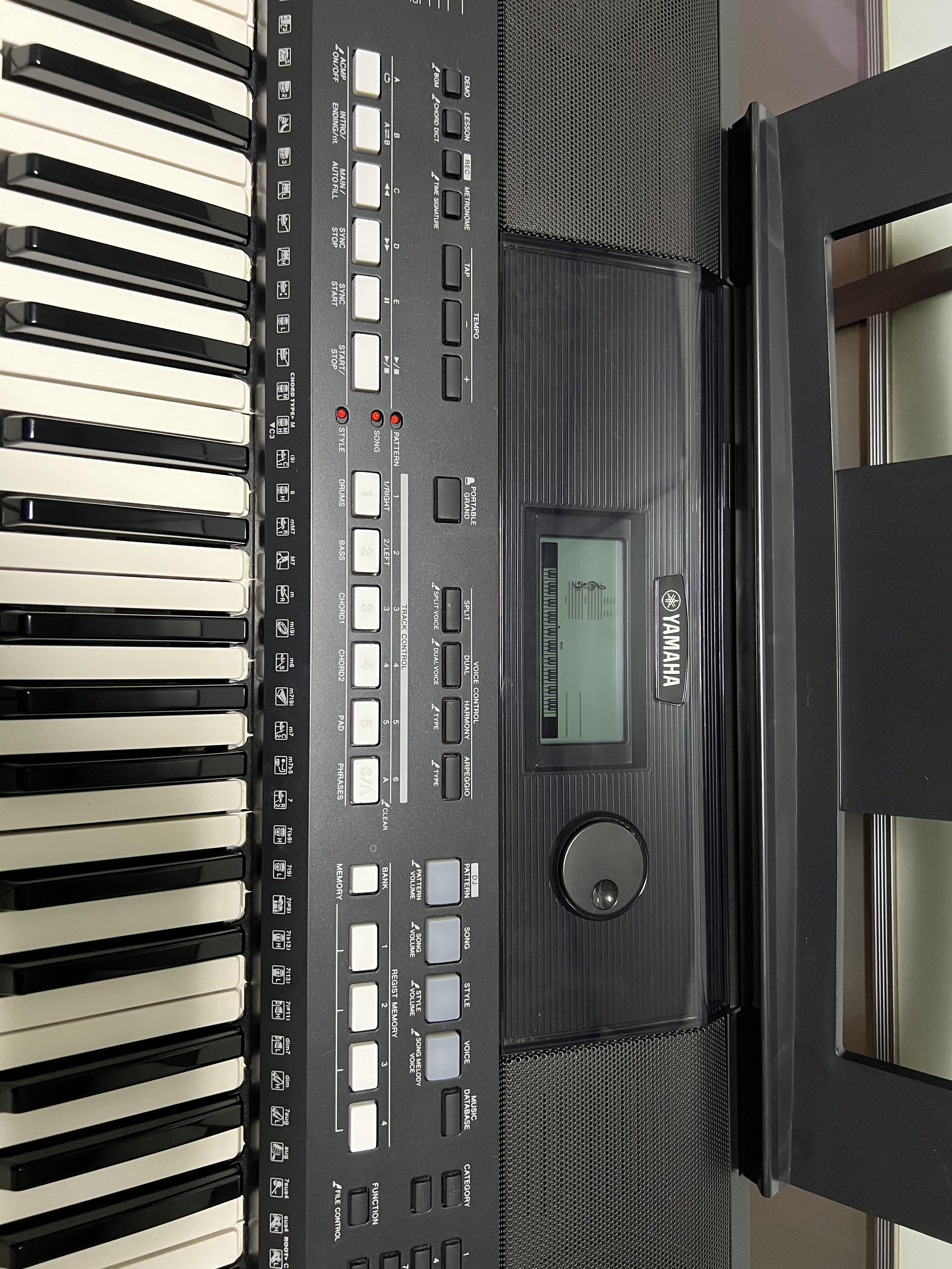 Yamaha PSR 433 keyboard, Hobbies & Toys, Music & Media, Musical ...