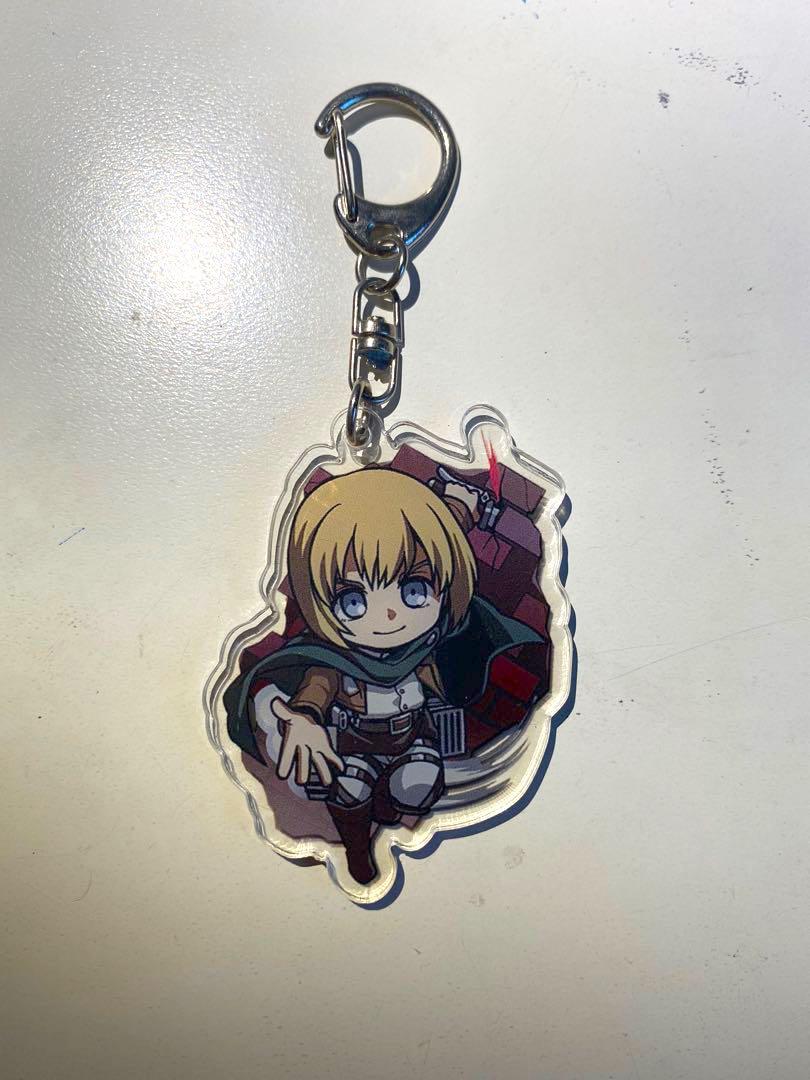 attack on titan aot keychain, Hobbies & Toys, Memorabilia ...