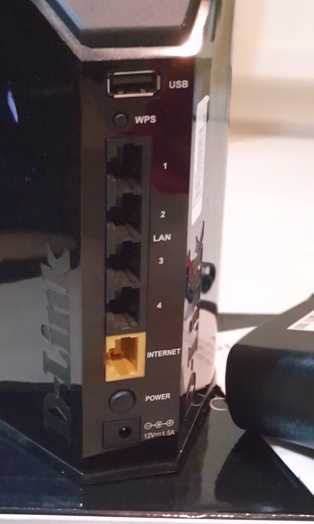 Dlink AC1200 Dual-Band WI-FI Gigabit Router, Computers & Tech, Parts ...