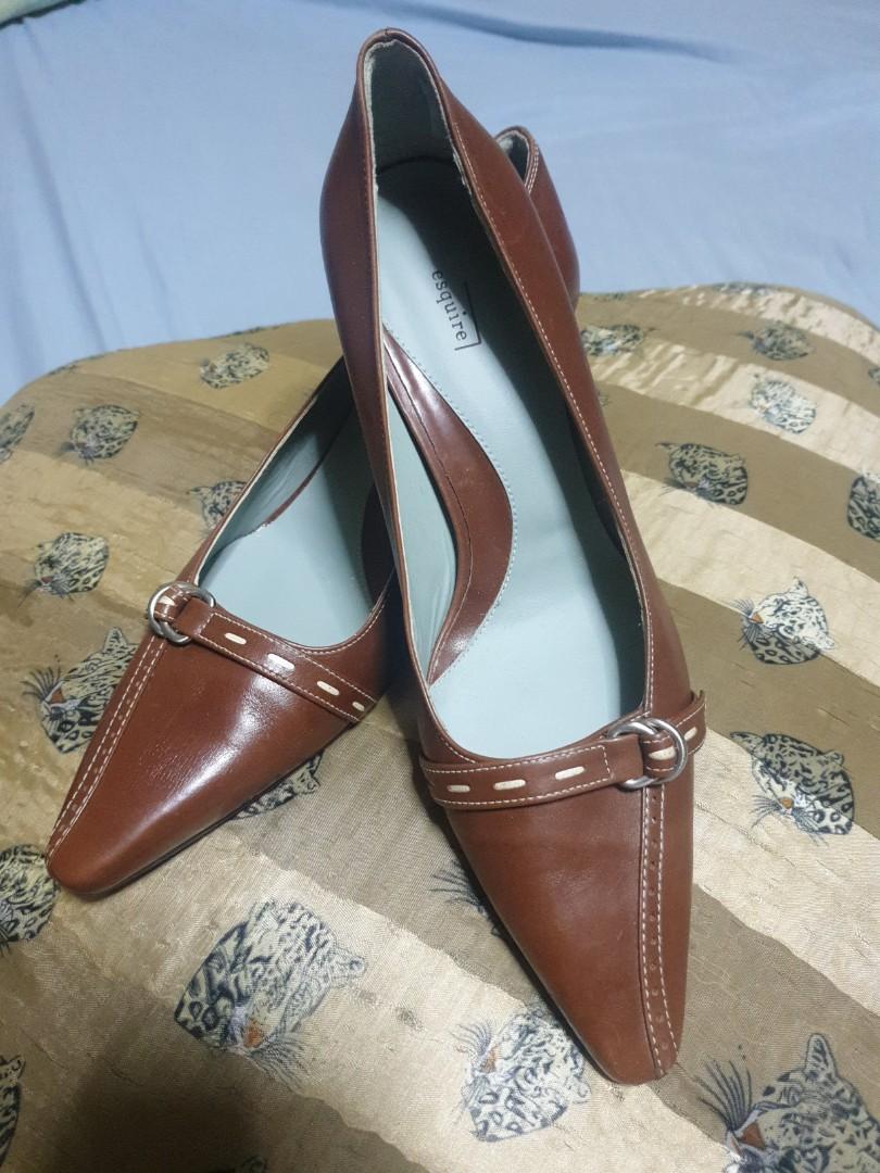 Esquire Office shoes S7.5, Women's Fashion, Footwear, Heels on Carousell