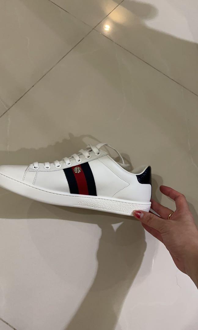 Gucci white shoes, Women's Fashion, Footwear, Sneakers on Carousell