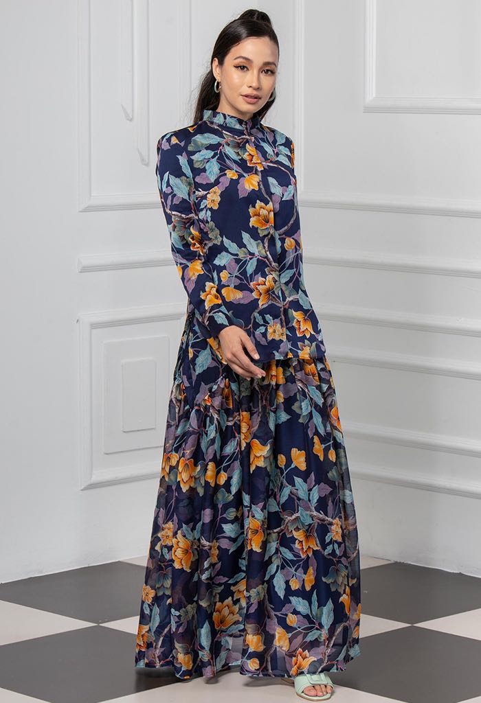 Locka Frida in Navy, Women's Fashion, Dresses & Sets, Traditional ...