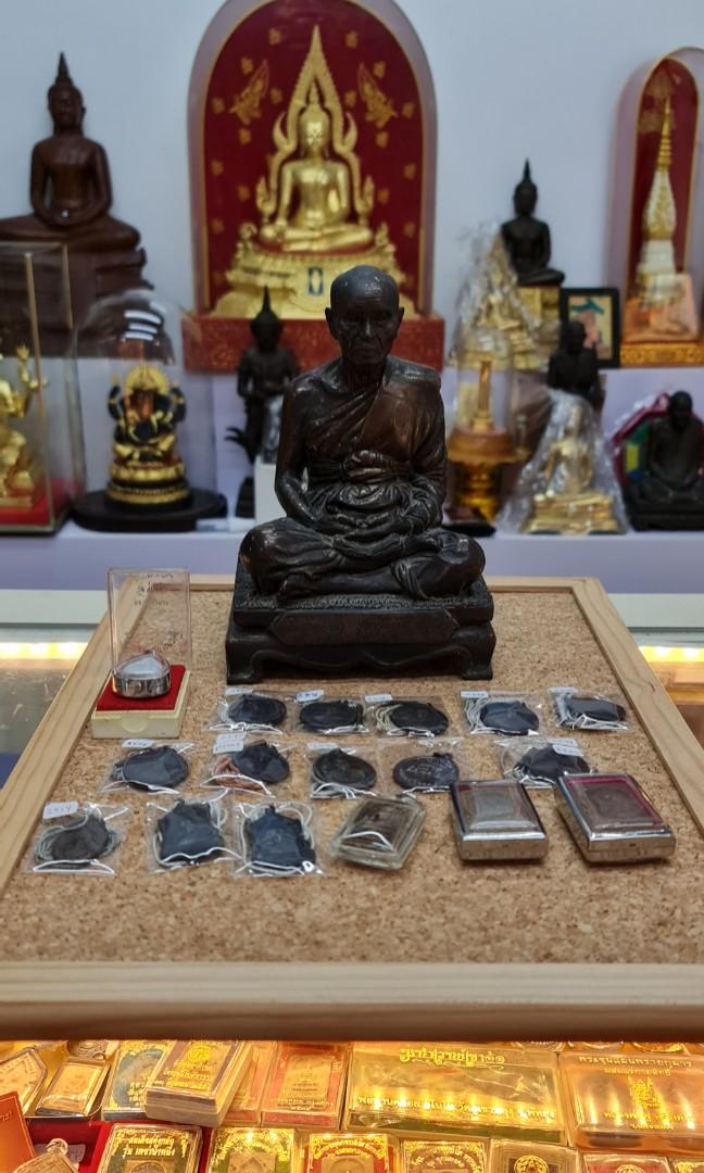 Luang Pu Woraphon, Wat Chumphon, Khon kaen Province, Hobbies & Toys ...