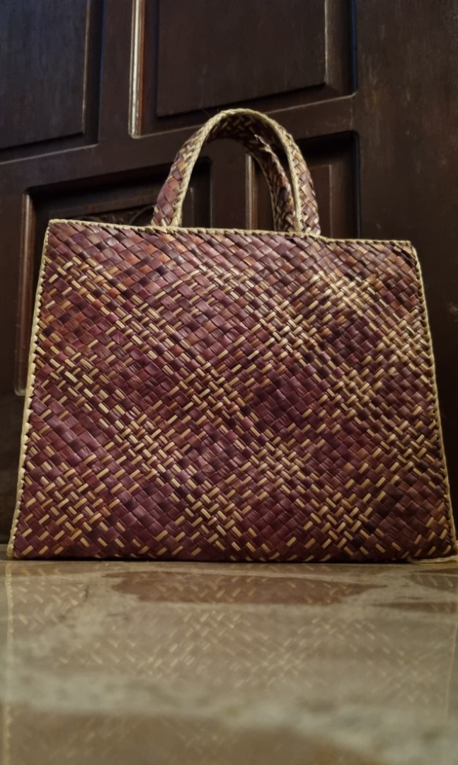 Native Banig / Bayong Tote Bag, Women's Fashion, Bags & Wallets, Tote ...