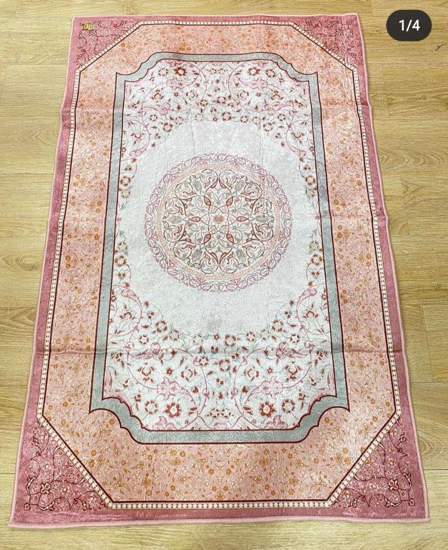 Neelofa Sejadah Selema in Pink, Women's Fashion, Muslimah Fashion ...