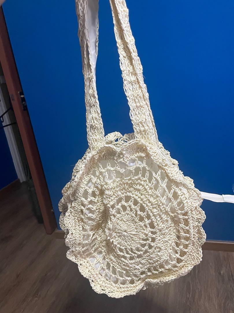 Rattan Round Totebag, Women's Fashion, Bags & Wallets, Tote Bags on ...
