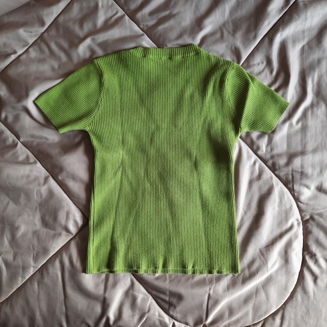 Ribbed Apple Green Top, Women's Fashion, Tops, Shirts on Carousell