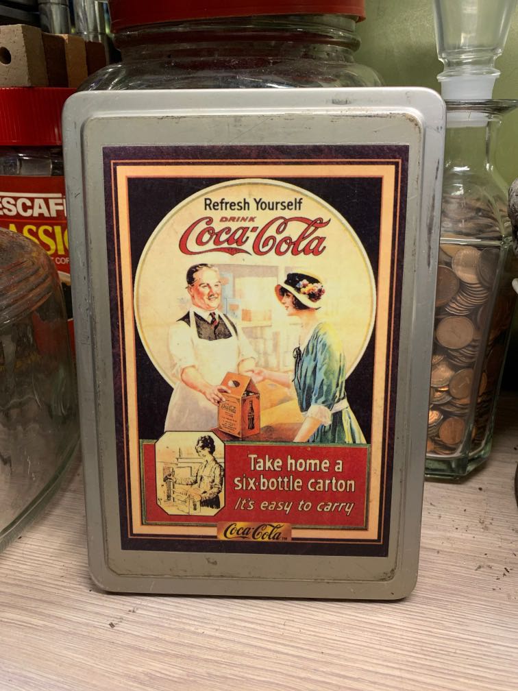 [22 UPLD 017] Coca Cola Tin Box, Hobbies & Toys, Memorabilia ...