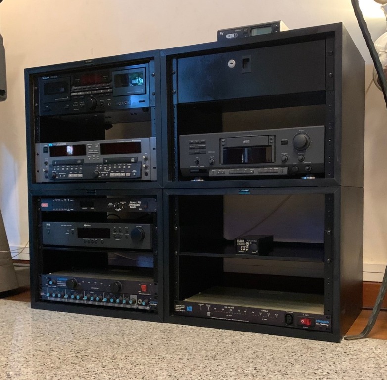 AUDIO EQUIPMENT RACK, Audio, Other Audio Equipment on Carousell