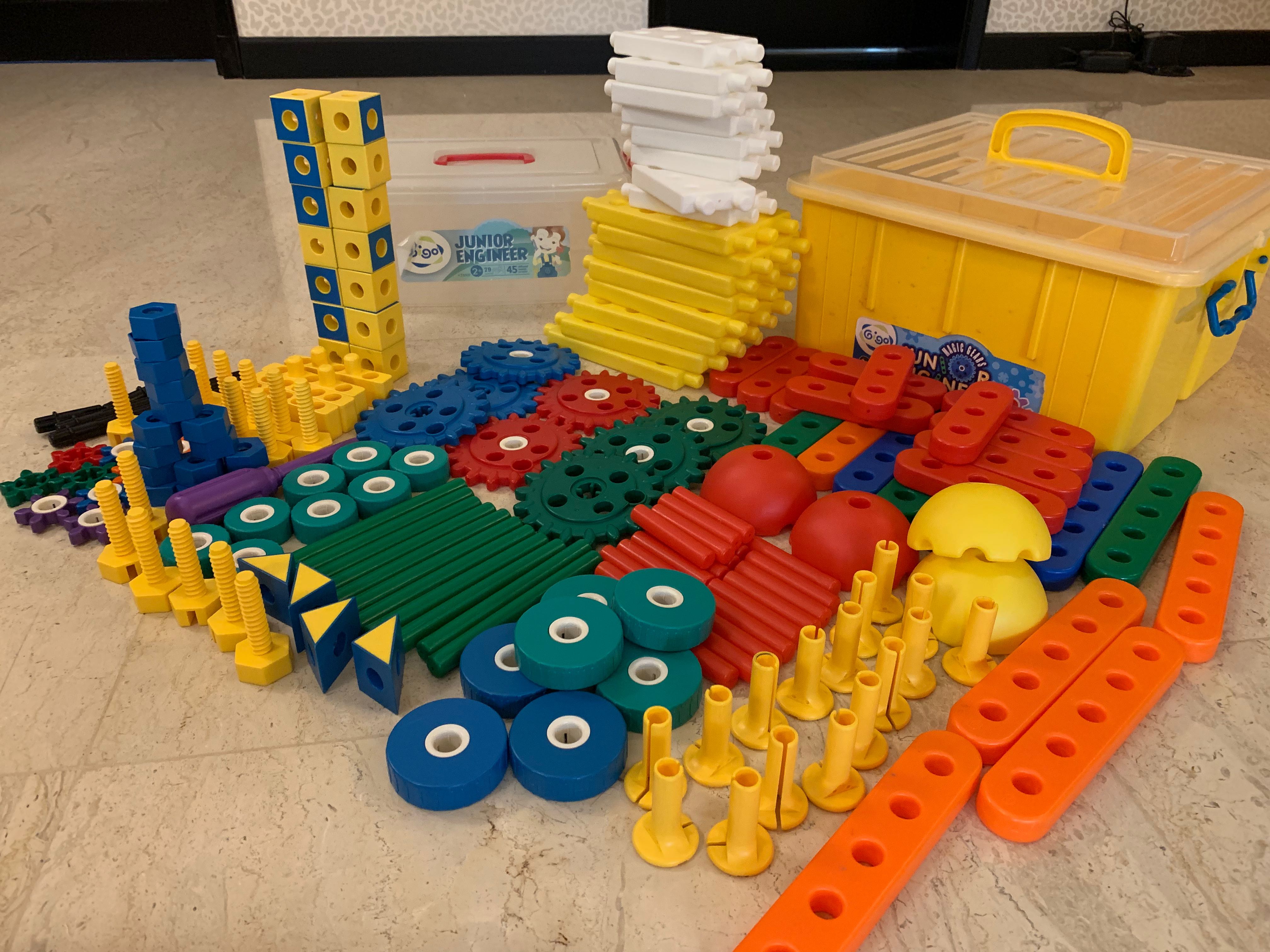 Junior engineering sets (one big and one small set), Hobbies & Toys ...