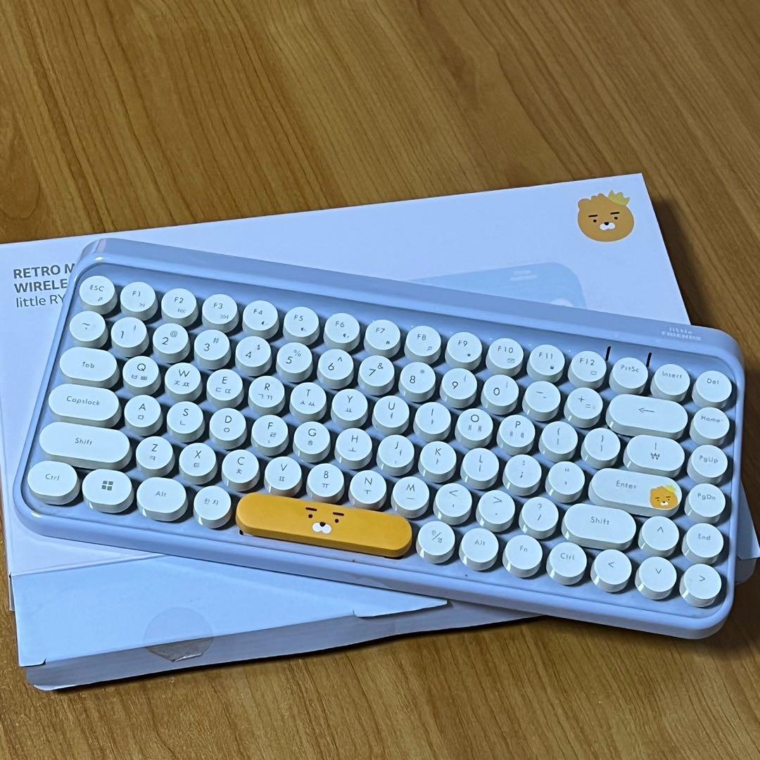 Kakao Friends Retro Mini Ryan Typewriter Keyboard, Computers & Tech ...