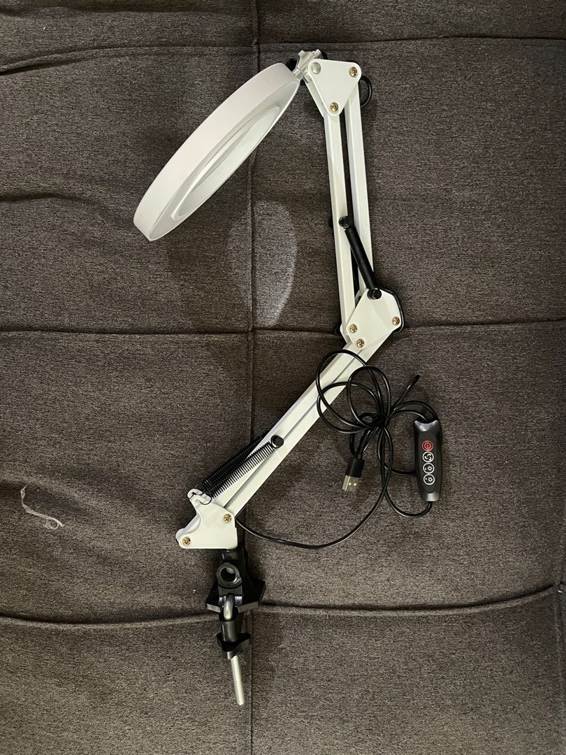 Magnifying Desk Lamp| Face and eyelash magnifying glass | Foldable ...