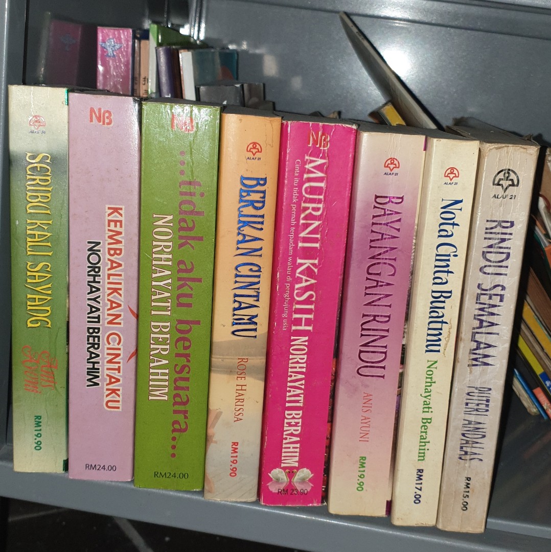 Malay Novels ( Buku Melayu Novel), Hobbies & Toys, Books & Magazines ...