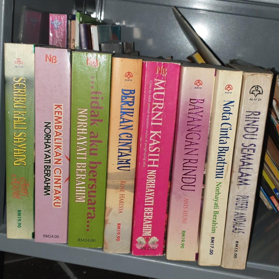 Malay Novels ( Buku Melayu Novel), Hobbies & Toys, Books & Magazines ...