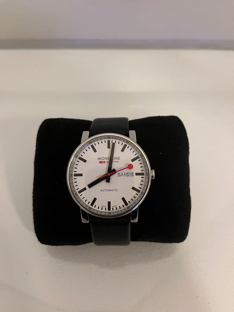 Mondaine AUTOMATIC - Official Swiss Railways Watch - SBB CFF FFS ...