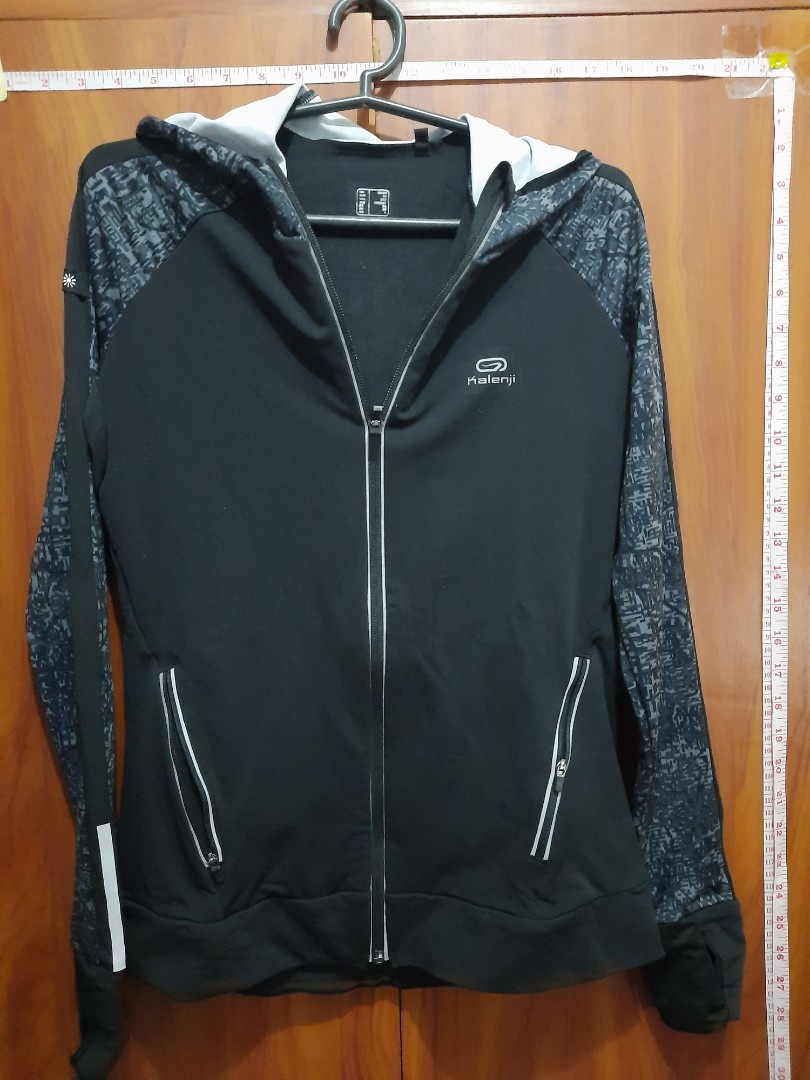 Cycling Jacket Decathlon/ Kalenji, Women's Fashion, Coats, Jackets and ...