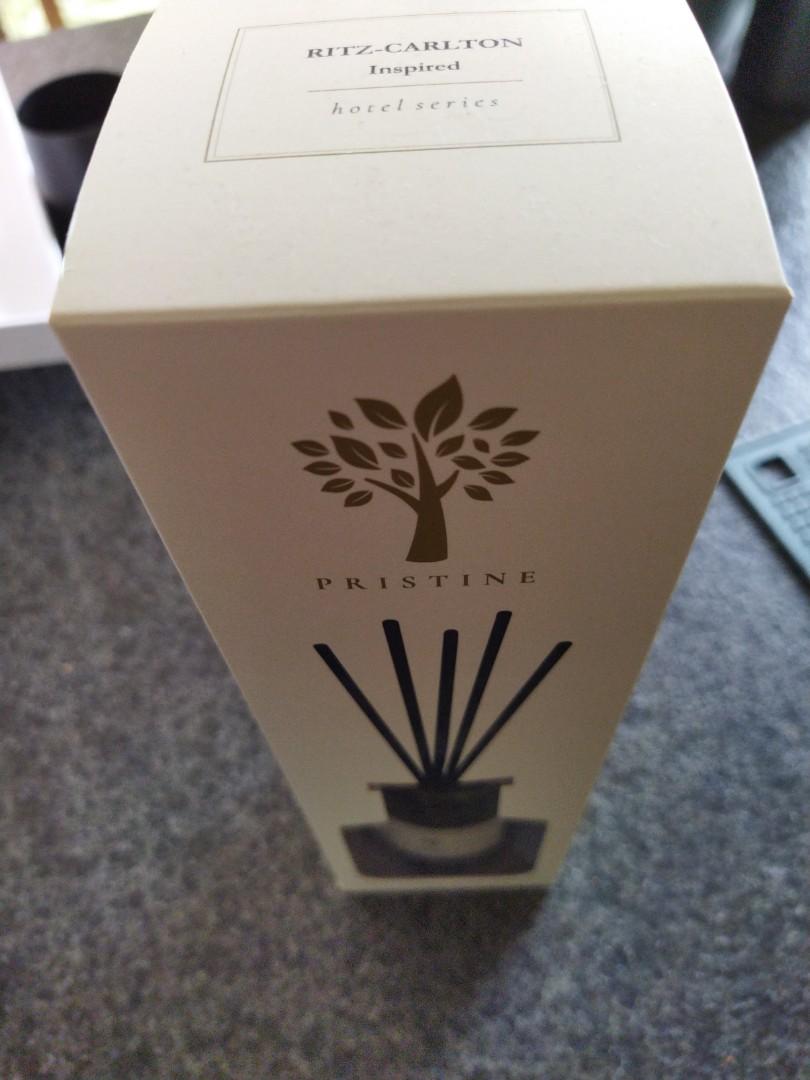 Pristine red diffuser - Ritz Carlton insured fragrance unopened in box ...