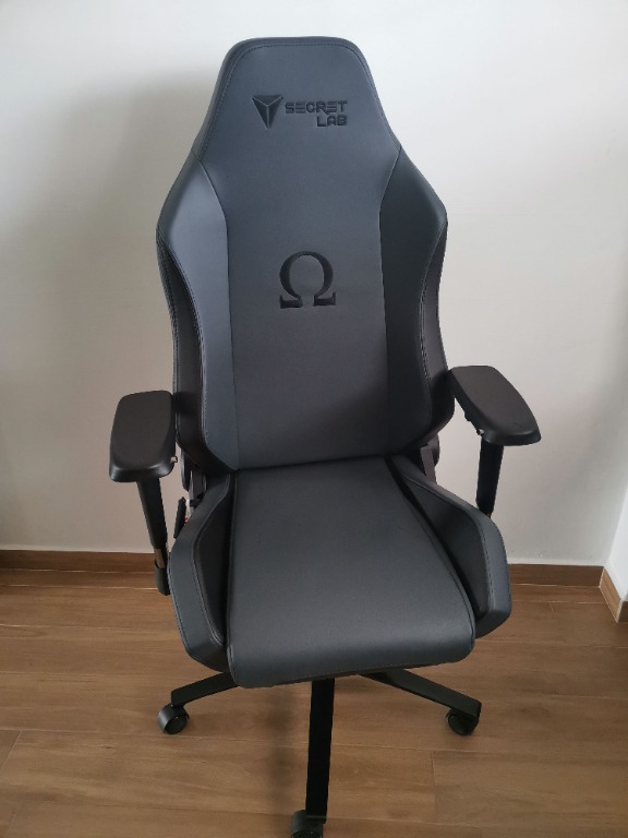 Secret Lab Omega 2018 Ash, Furniture & Home Living, Furniture, Chairs ...