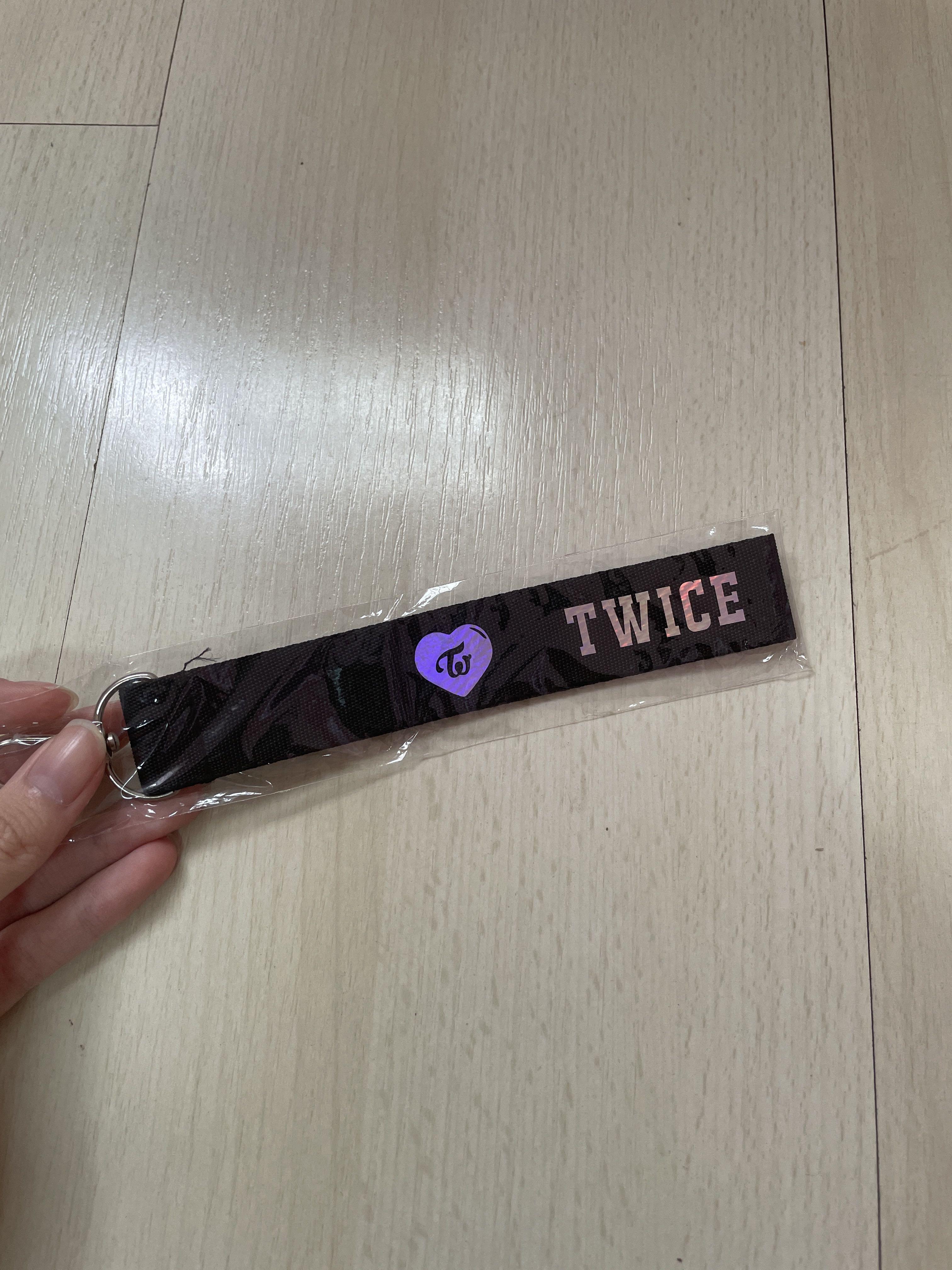 Twice keychains, Hobbies & Toys, Memorabilia & Collectibles, K-Wave on ...