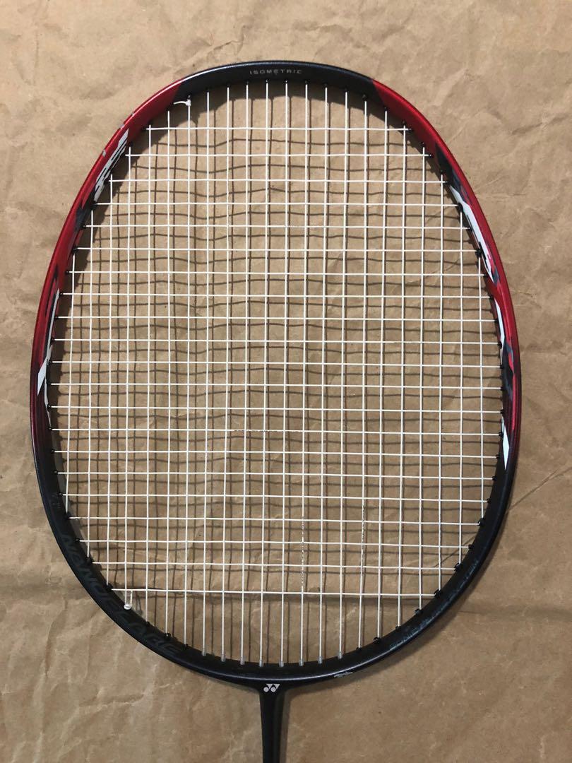 Yonex Nanoflare 700 Red 4UG5 SP, Sports Equipment, Sports & Games ...