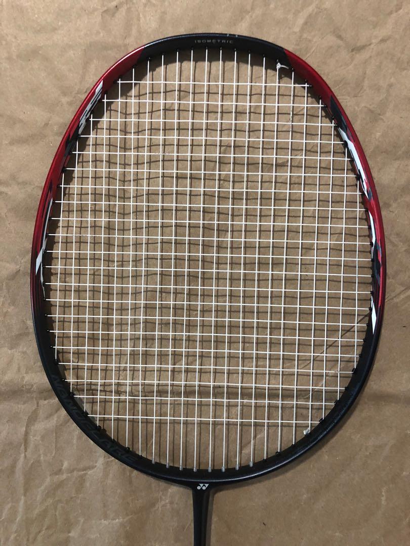 Yonex Nanoflare 700 Red 4UG5 SP, Sports Equipment, Sports & Games ...