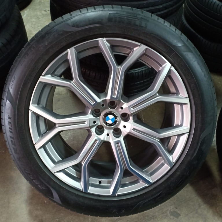 21" BMW X7 Original rims & PZ4 RFT tyres, Car Accessories, Tyres & Rims ...