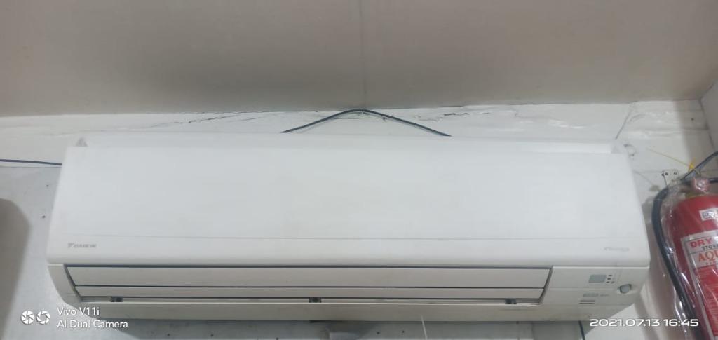 3hp split type daikin inverter, TV & Home Appliances, Air Conditioning ...