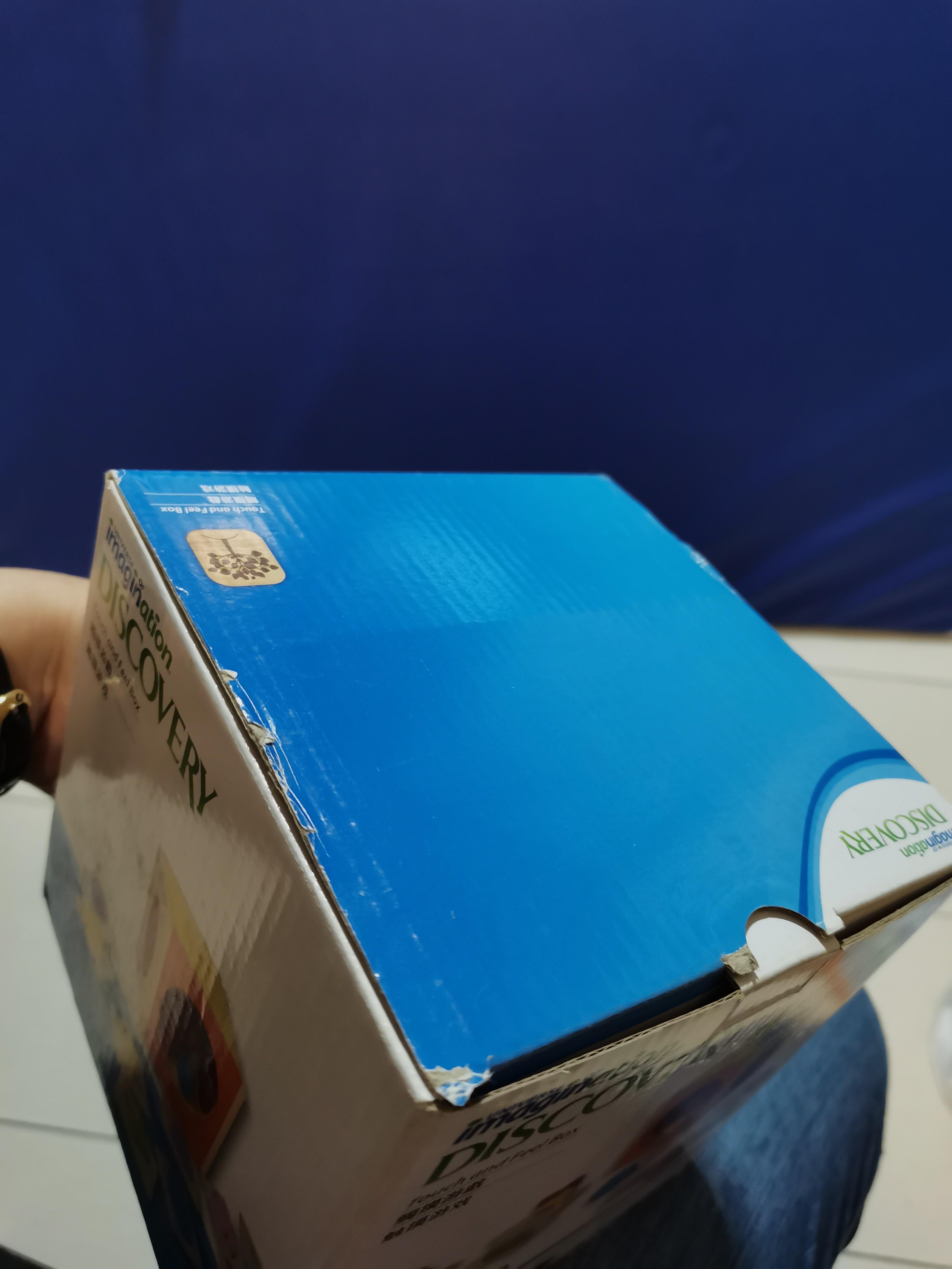 Brand new IMAGINATION DISCOVERY touch and feel box for children kids ...